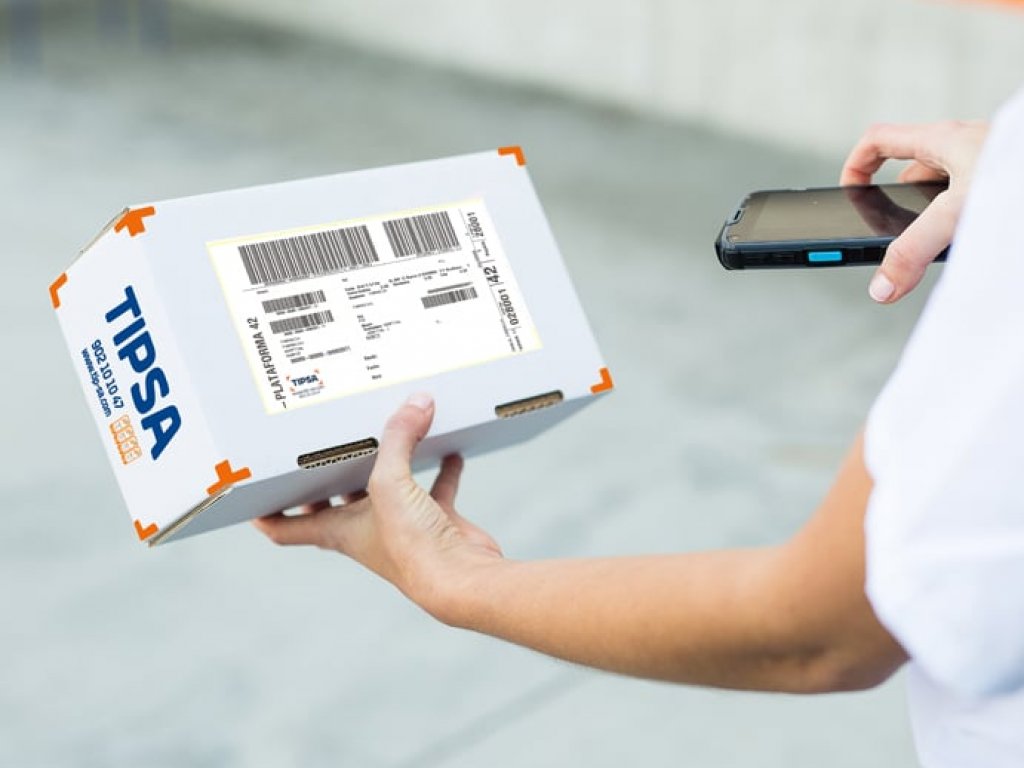 Courier and express parcel transport TIPSA