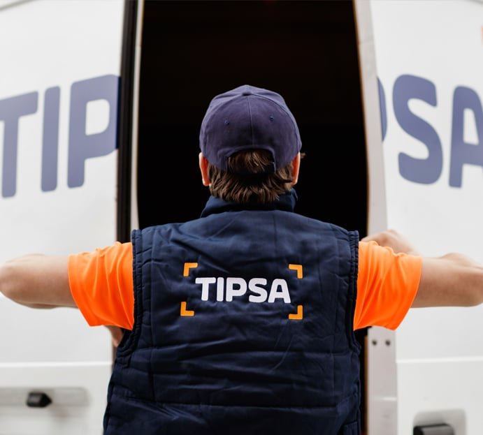 Courier and express parcel transport TIPSA